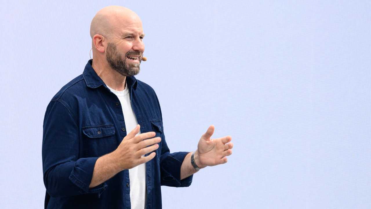 Meta technology chief Andrew "Boz" Bosworth defends tech titan's AI ...